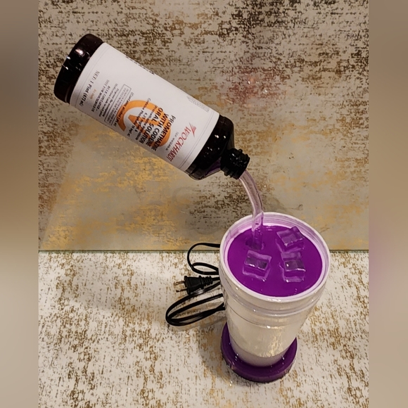 Art | Pouring Lean Fountain | Poshmark